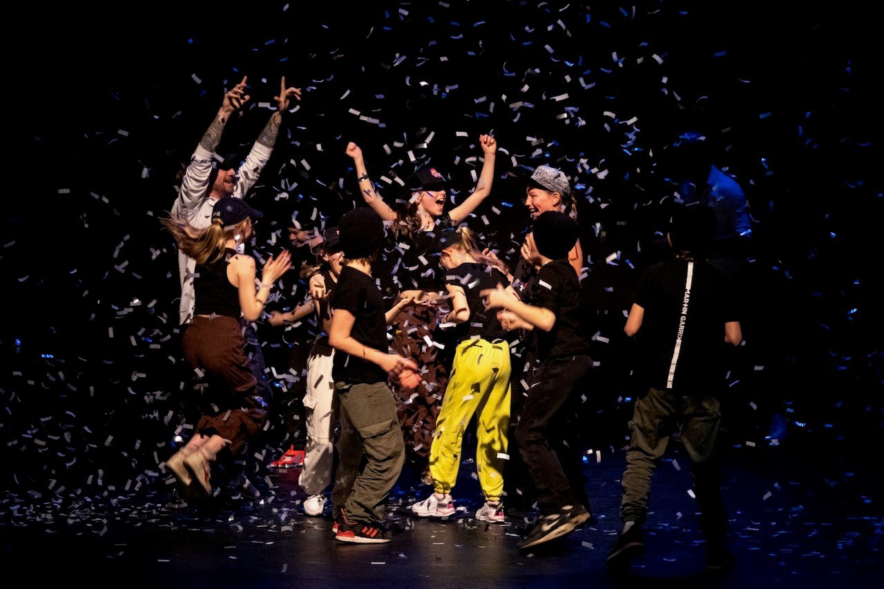 Leerlingen dansen fan-tas-tisch bij de Vughtse Dance Battle 2023